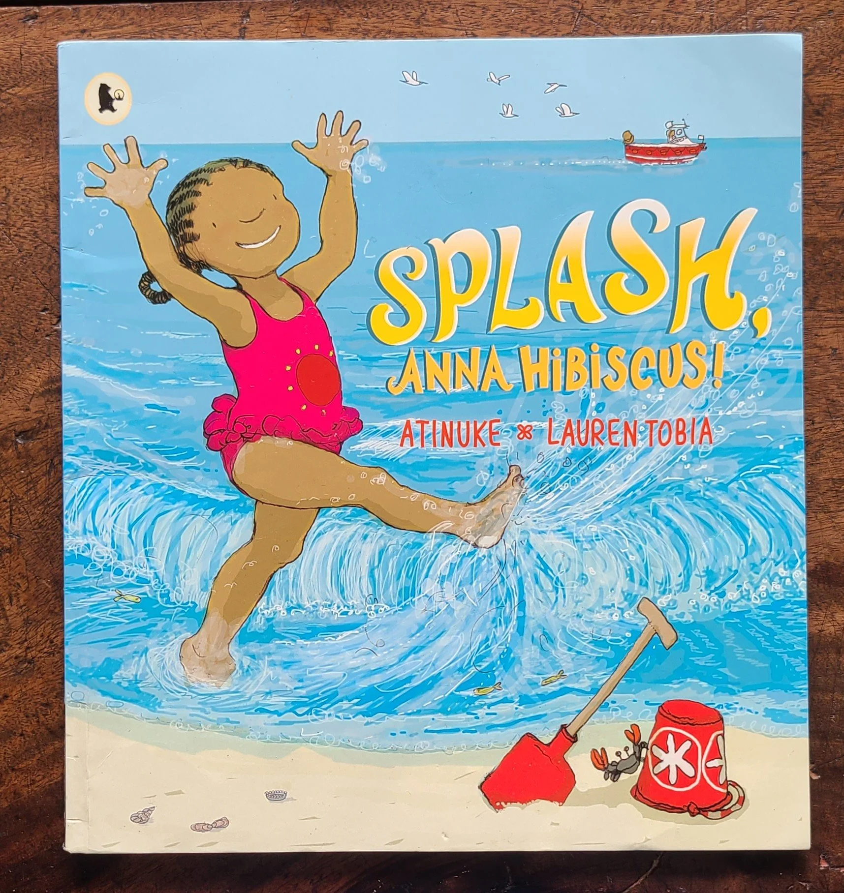 Joyous fun with Anna Hibiscus! — Tim Warnes