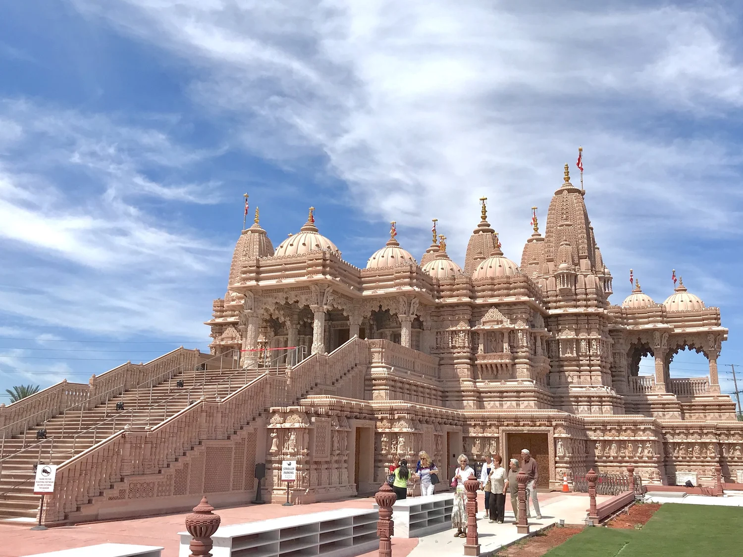 BAPS Shri Swaminarayan Mandir — California By Choice