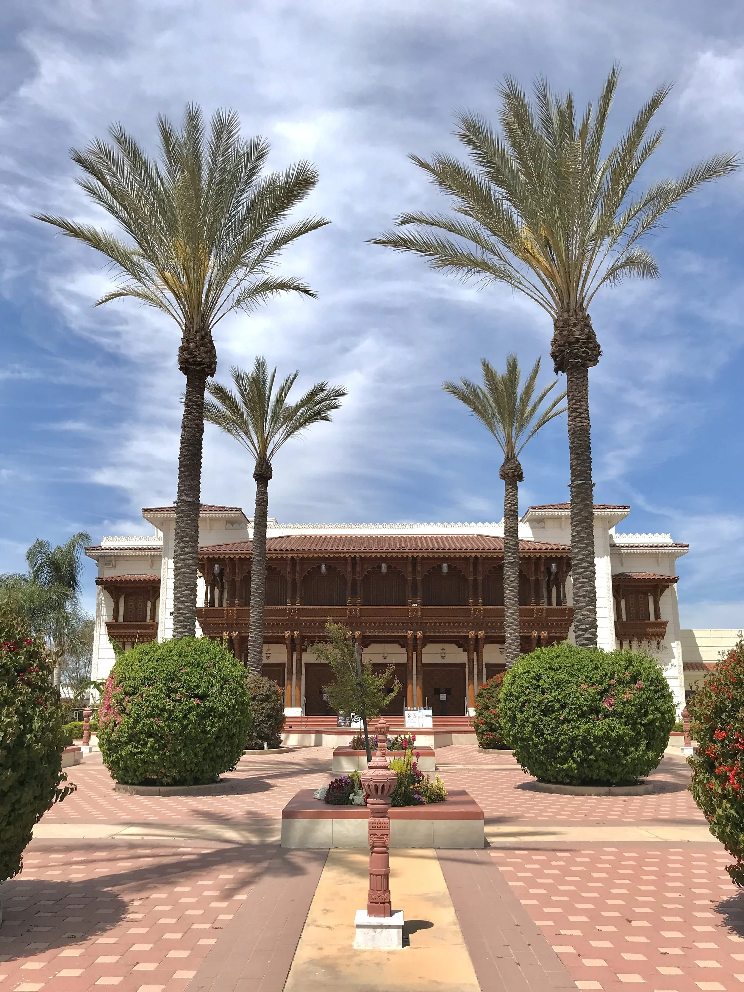BAPS Shri Swaminarayan Mandir — California By Choice