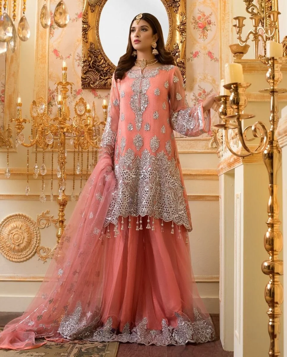 Buy Pakistani Suits Online | Pakistani Salwar Kameez