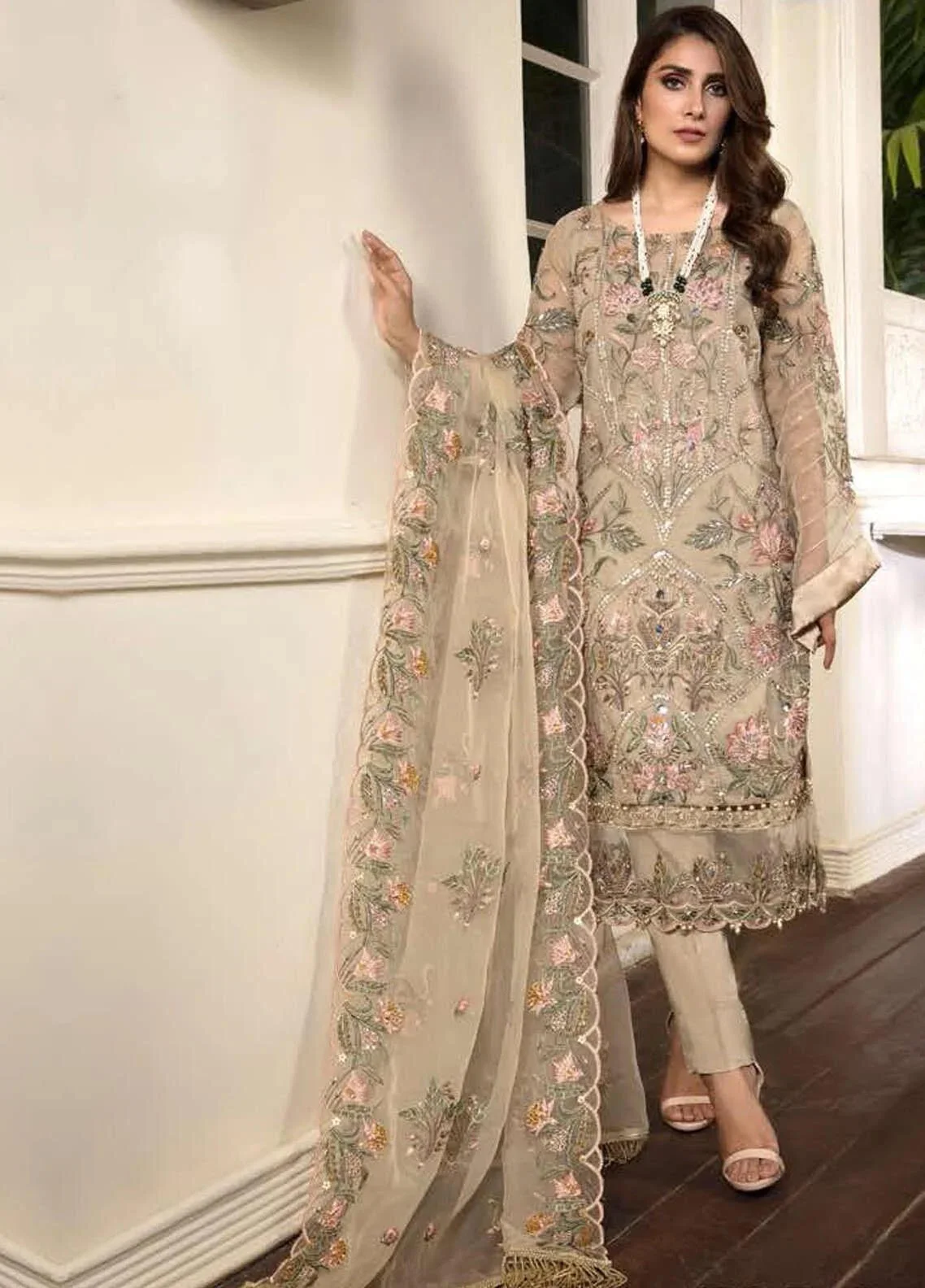 Pakistani Salwar Kameez | Designer Salwar Kameez | Punjabi Suits ...