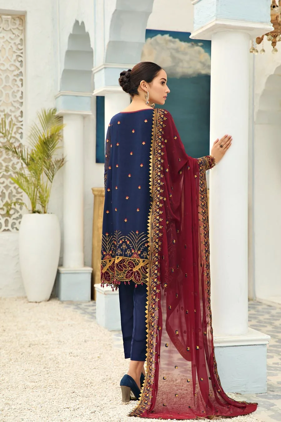 Pakistani Salwar Kameez | Designer Salwar Kameez | Punjabi Suits ...