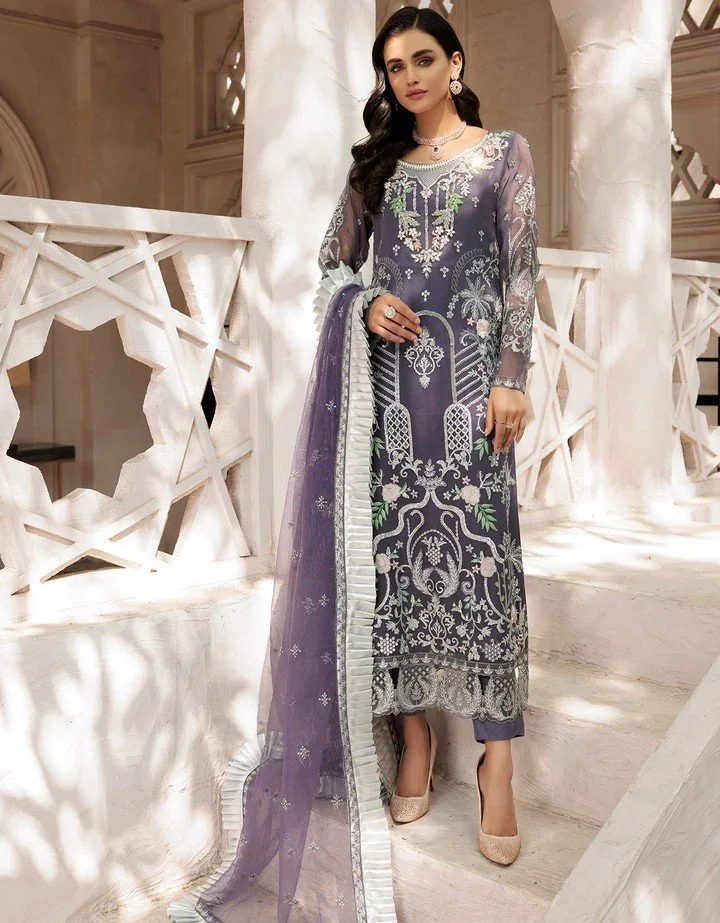 Pakistani Dress Designs 2022