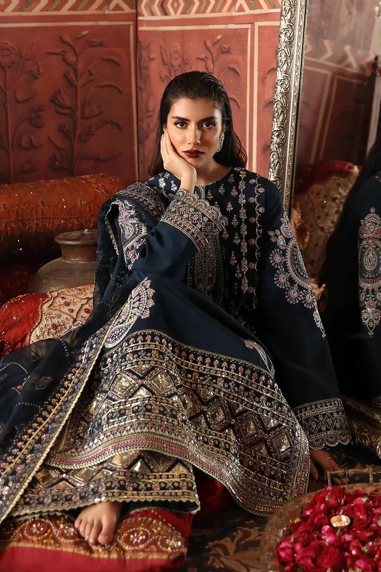 Pakistani Salwar Kameez | Pakistani Salwar Suit