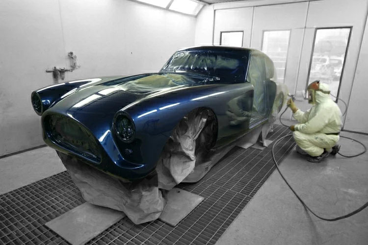 Ferrari Paintwork Repairs, Sports Car Re-Sprays, Surrey, London — Moto ...