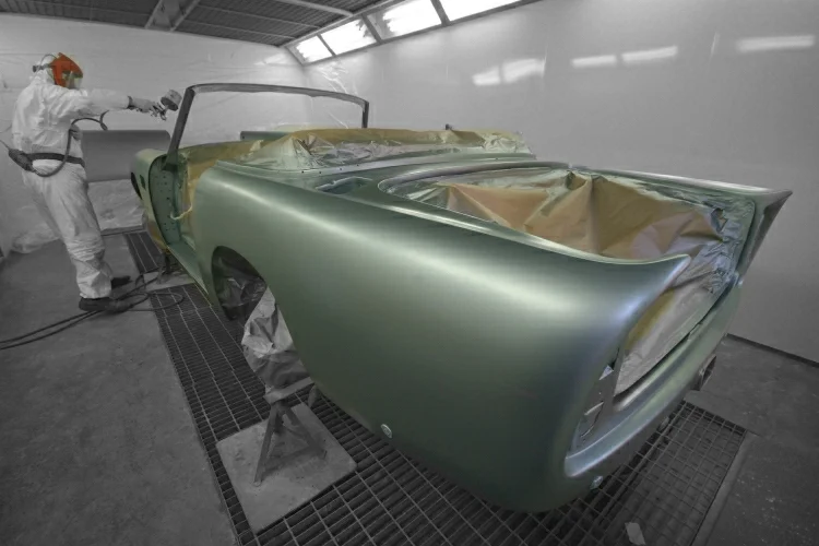 Ferrari Paintwork Repairs, Sports Car Re-Sprays, Surrey, London — Moto ...