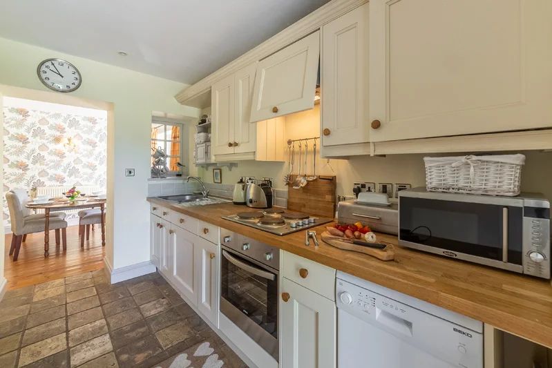 Holiday Cottages — Mount Amelia