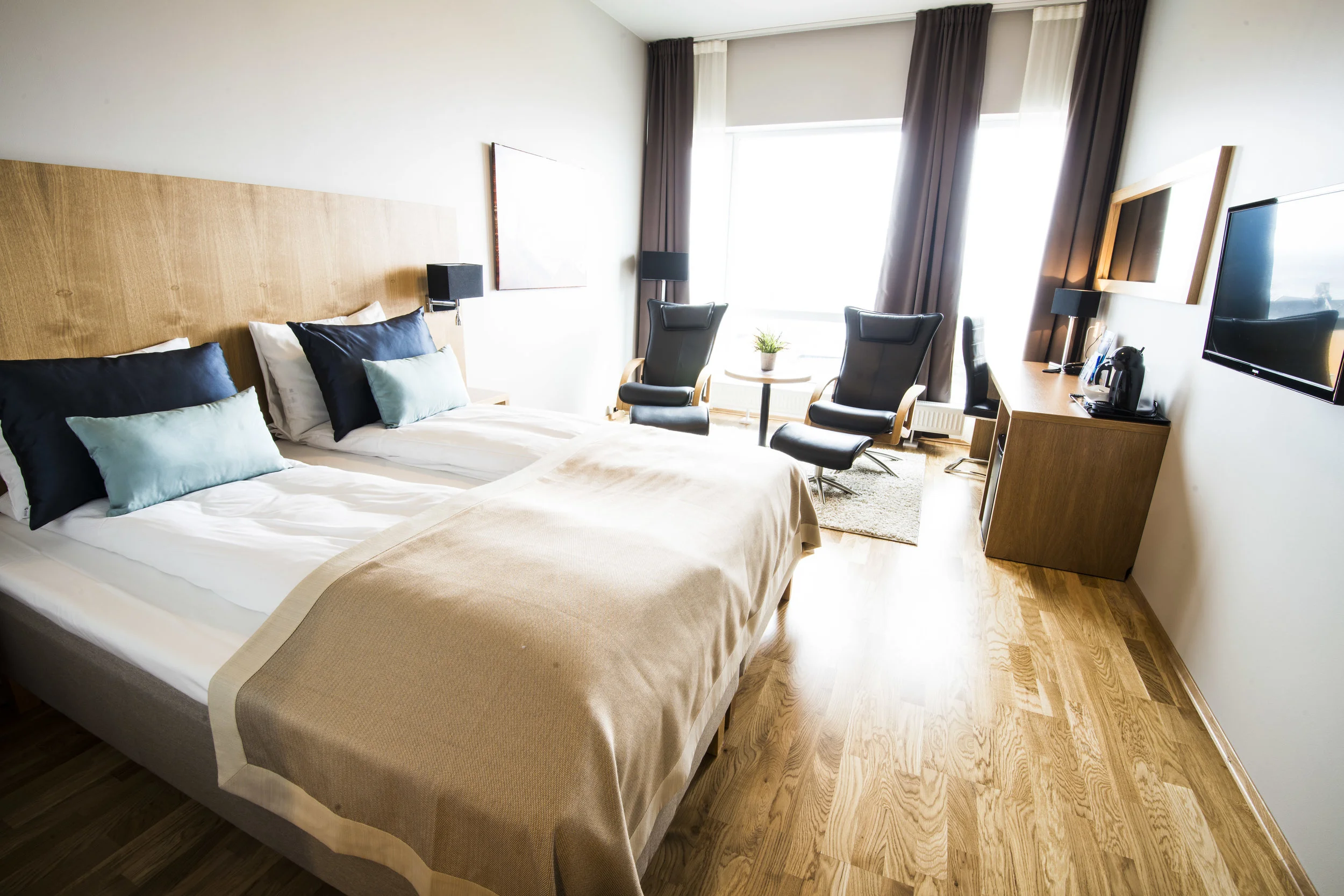 Bo smakfullt med sjøutsikt — Hotell Frøya