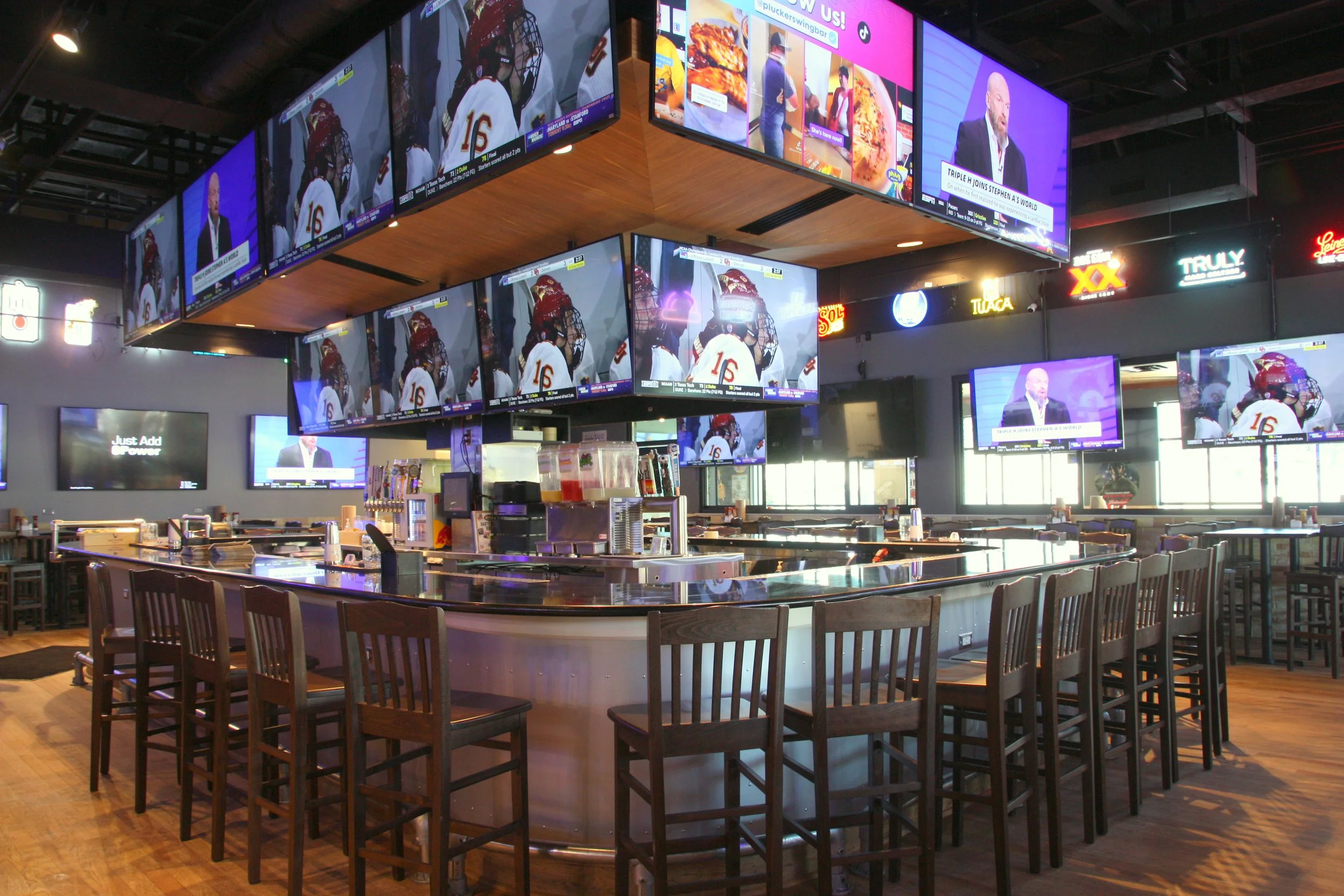 Restaurant & Food Court — K&J Woodworks