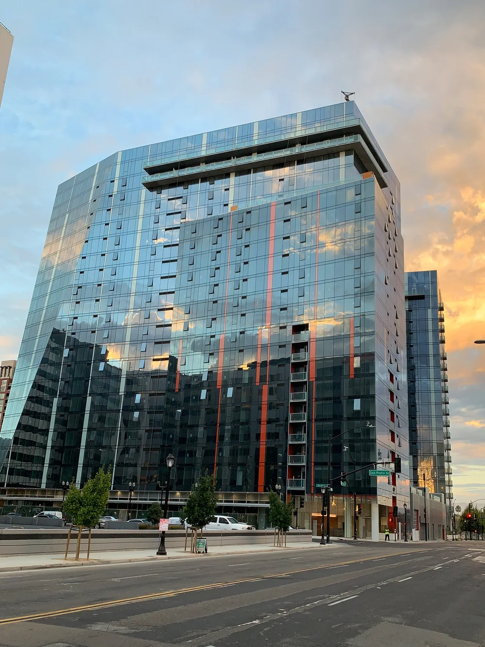 188 W ST JAMES CONDOMINIUMS — C2K