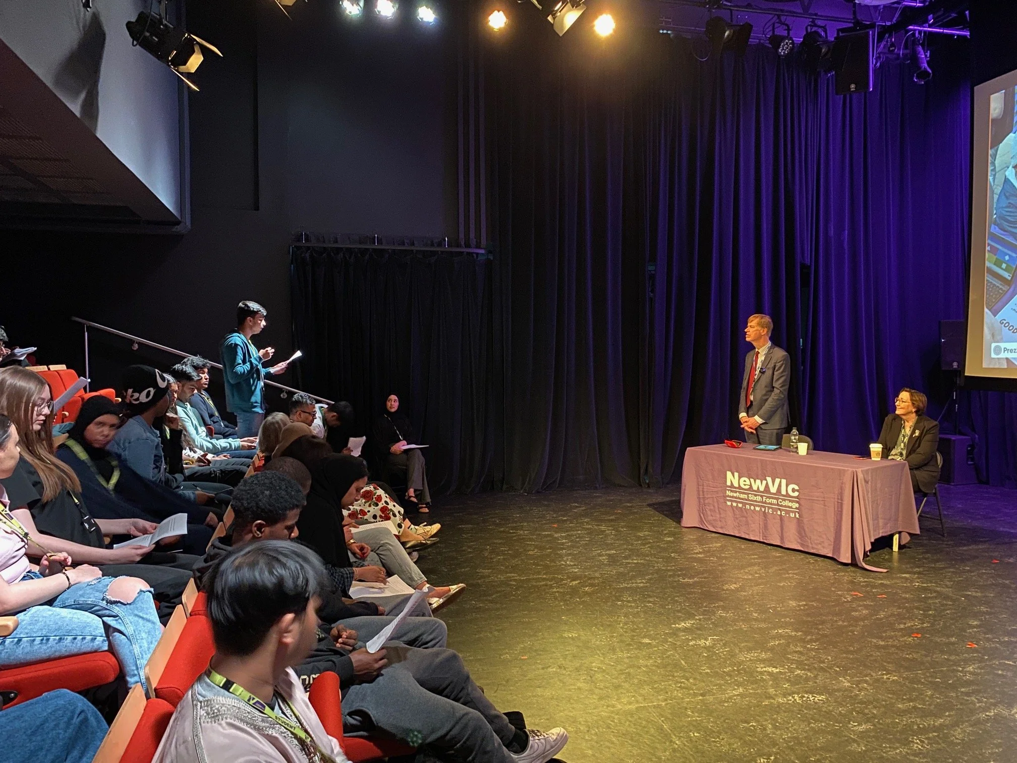 NewVIc students campaign to end the homelessness crisis in Newham ...