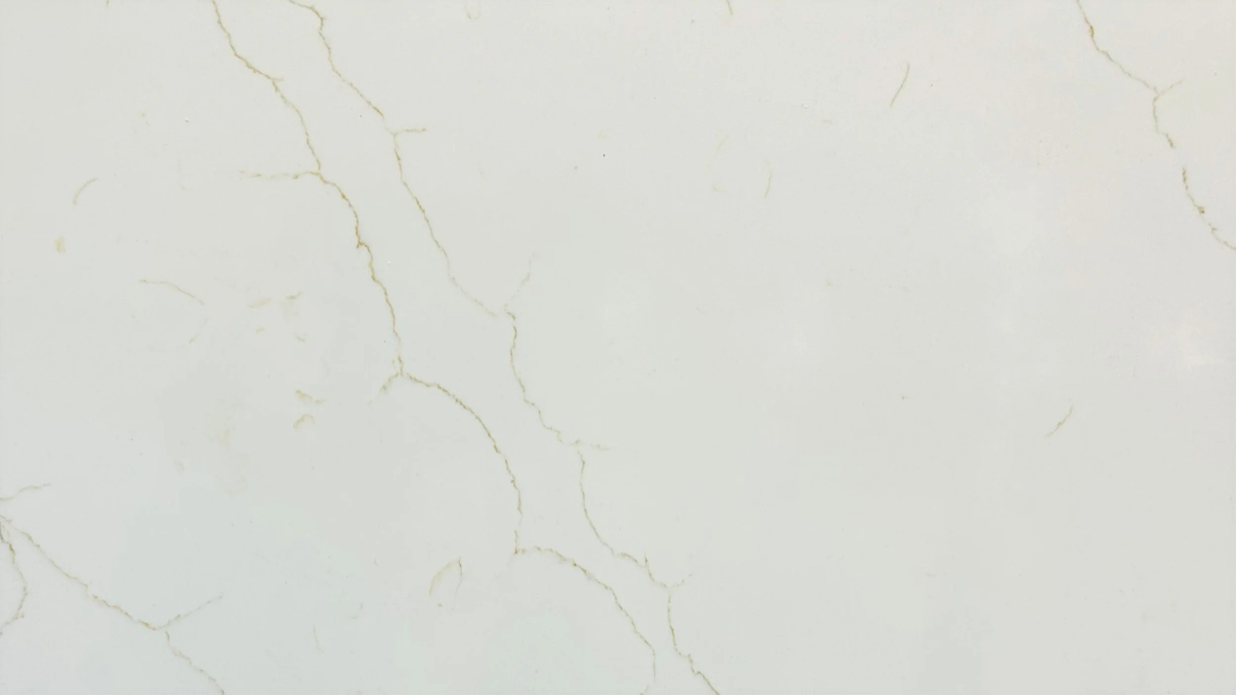 Earth Stone Colours | Calacatta Lightning Gold 601