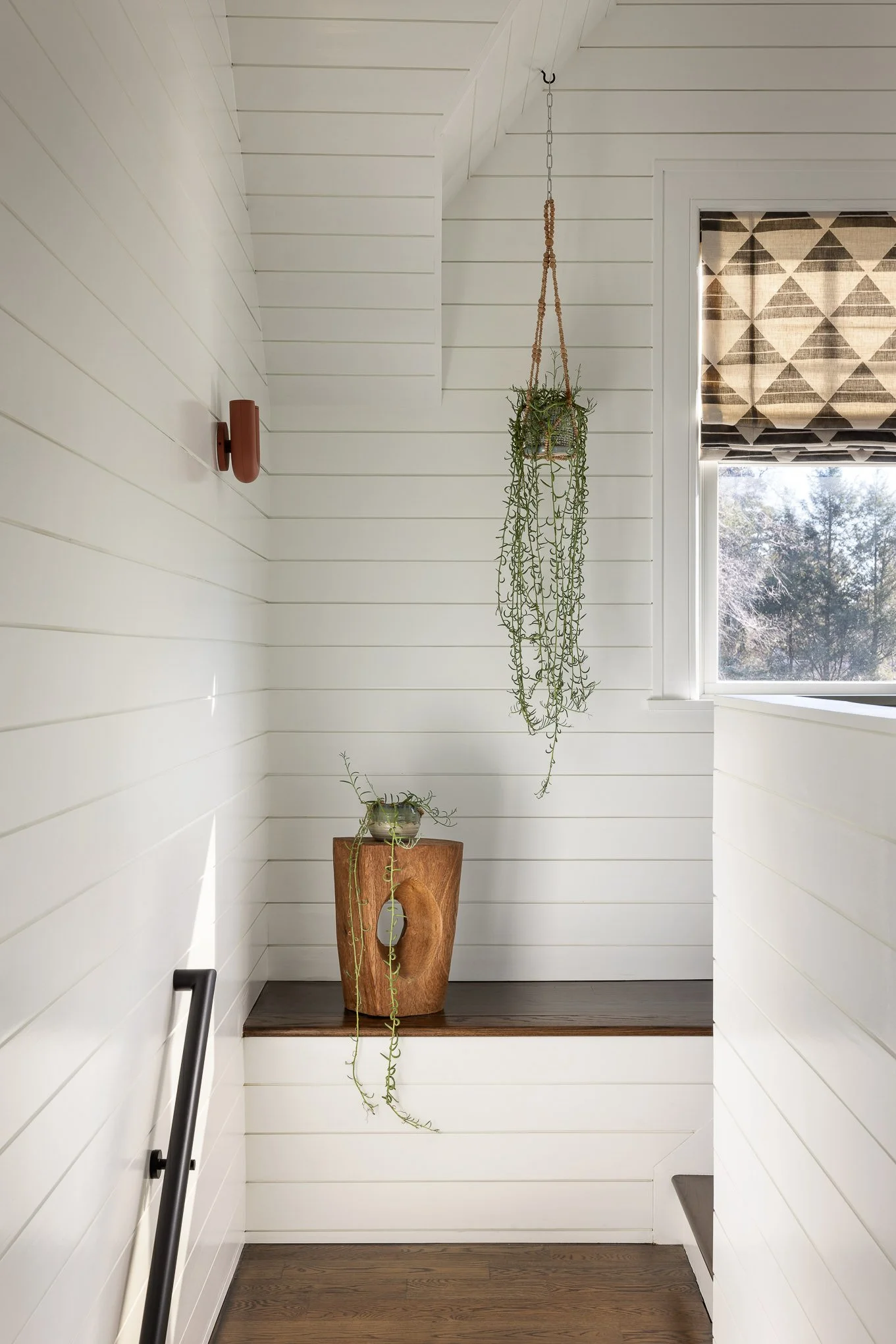 Modern Laurel — JFD CREATIVE