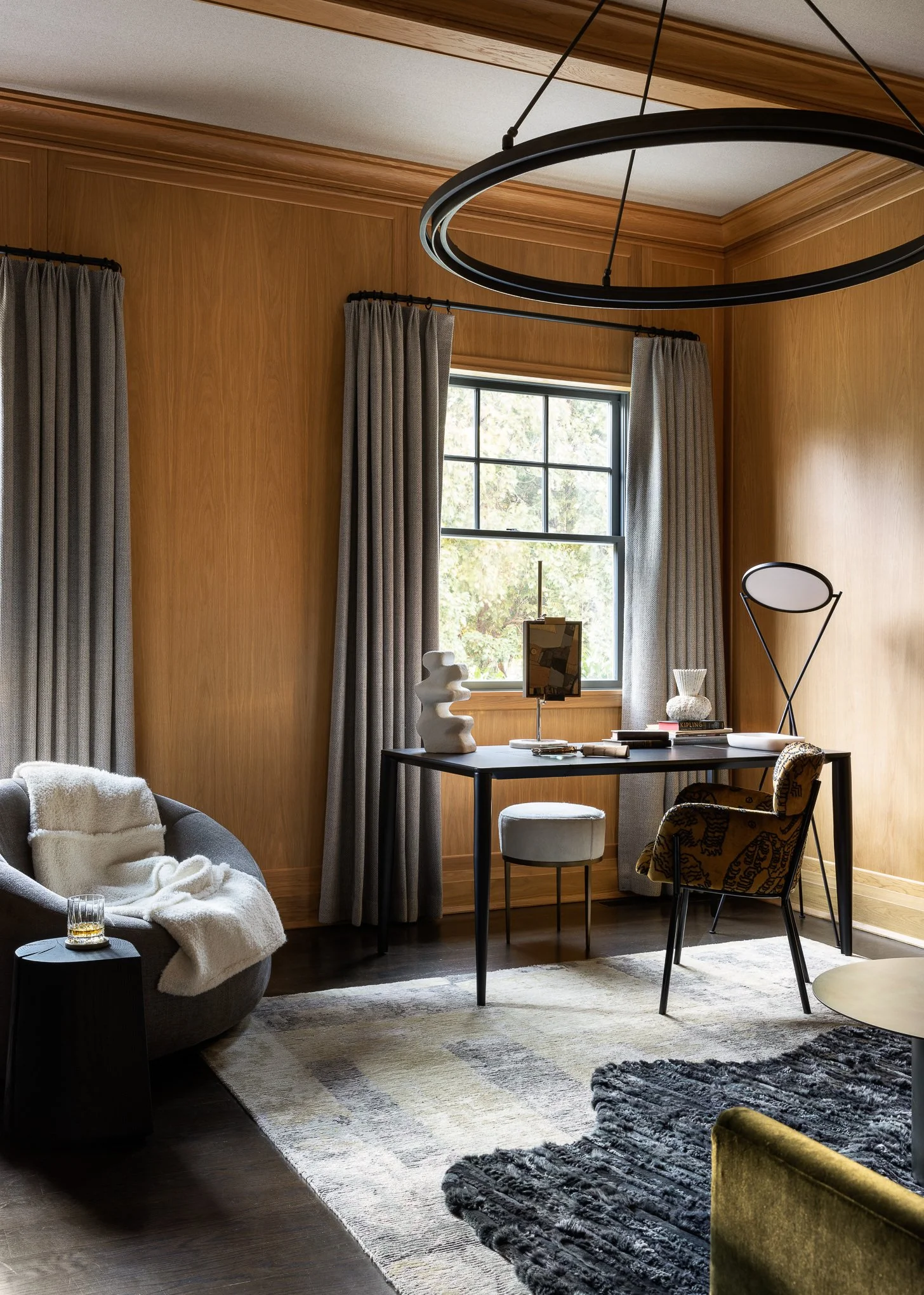 Modern Laurel — JFD CREATIVE