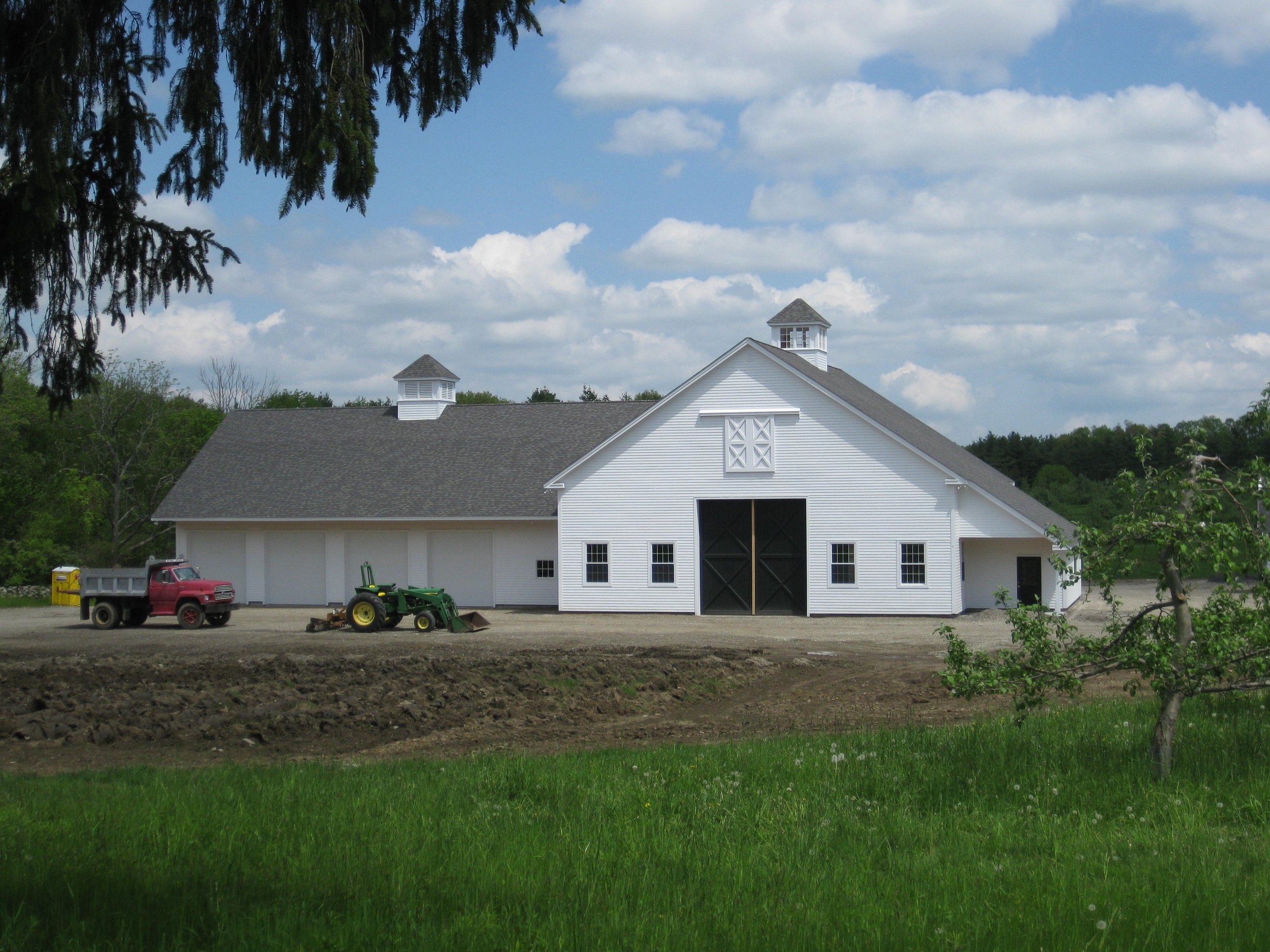 Apple Crest Garage 36x60 — Circle B Barn