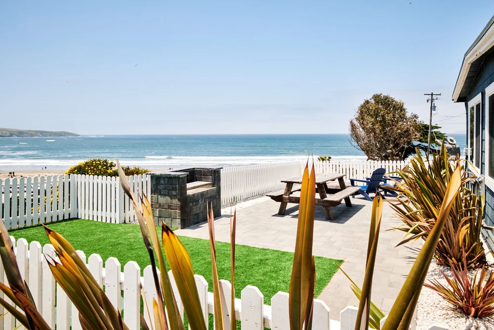 COASTAL CABINS — Dillon Beach Resort