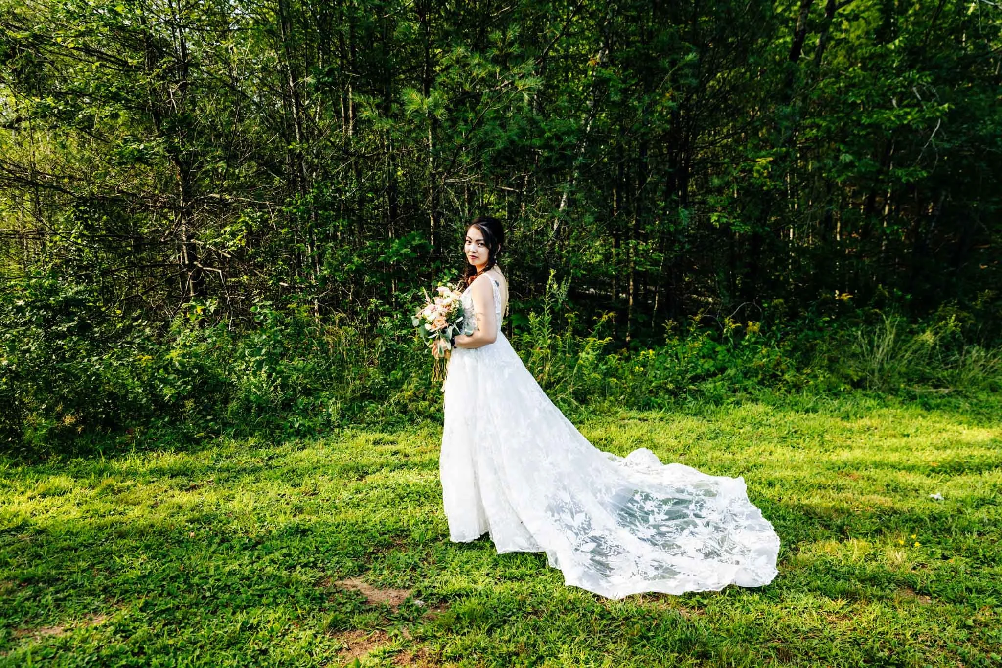 Cathedral ledge wedding | Beachweddingtips.com
