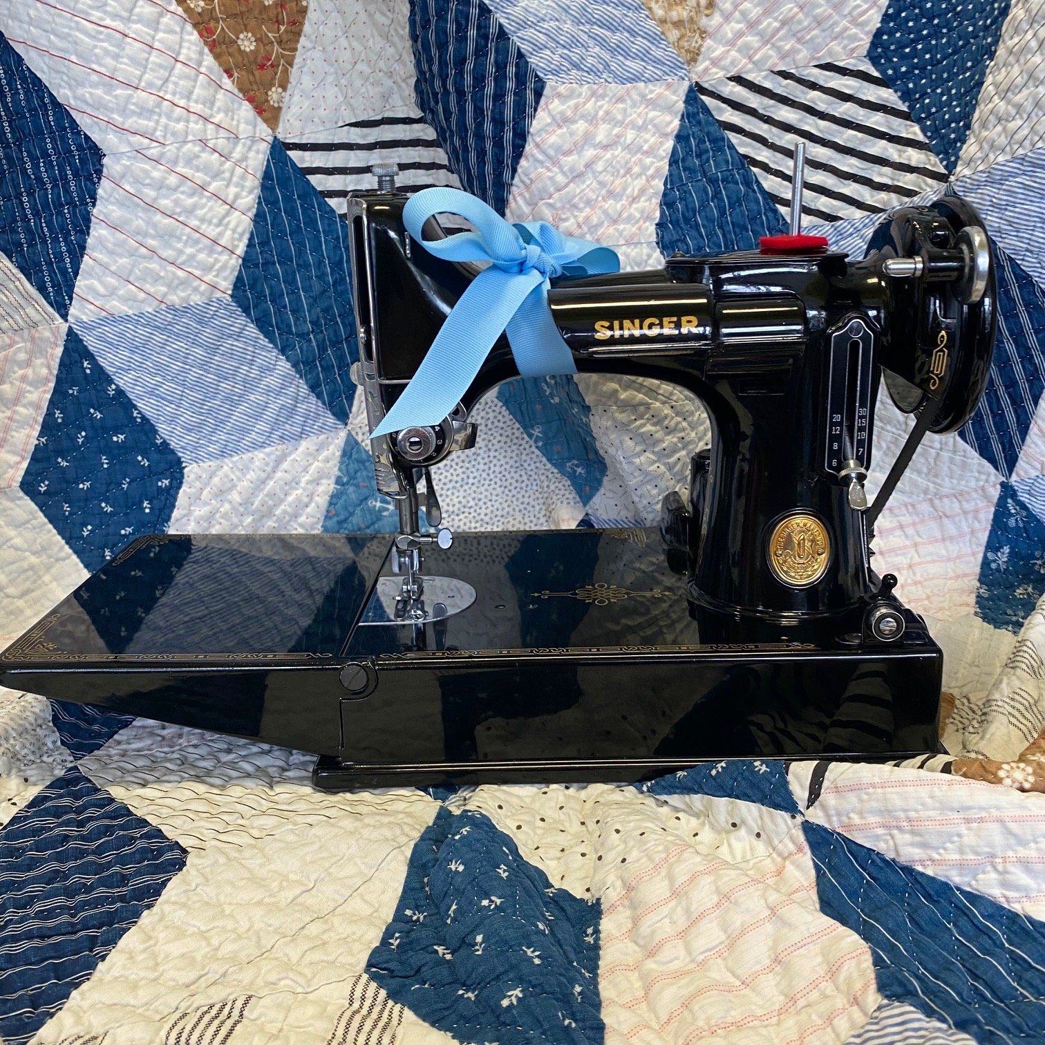 Singer Featherweight 221's and 222's — Roxanne's