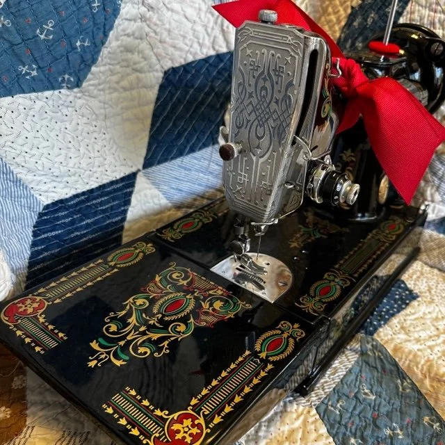 Singer Featherweight 221's and 222's — Roxanne's