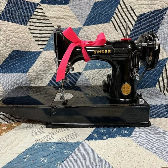 Singer Featherweight 221's and 222's — Roxanne's