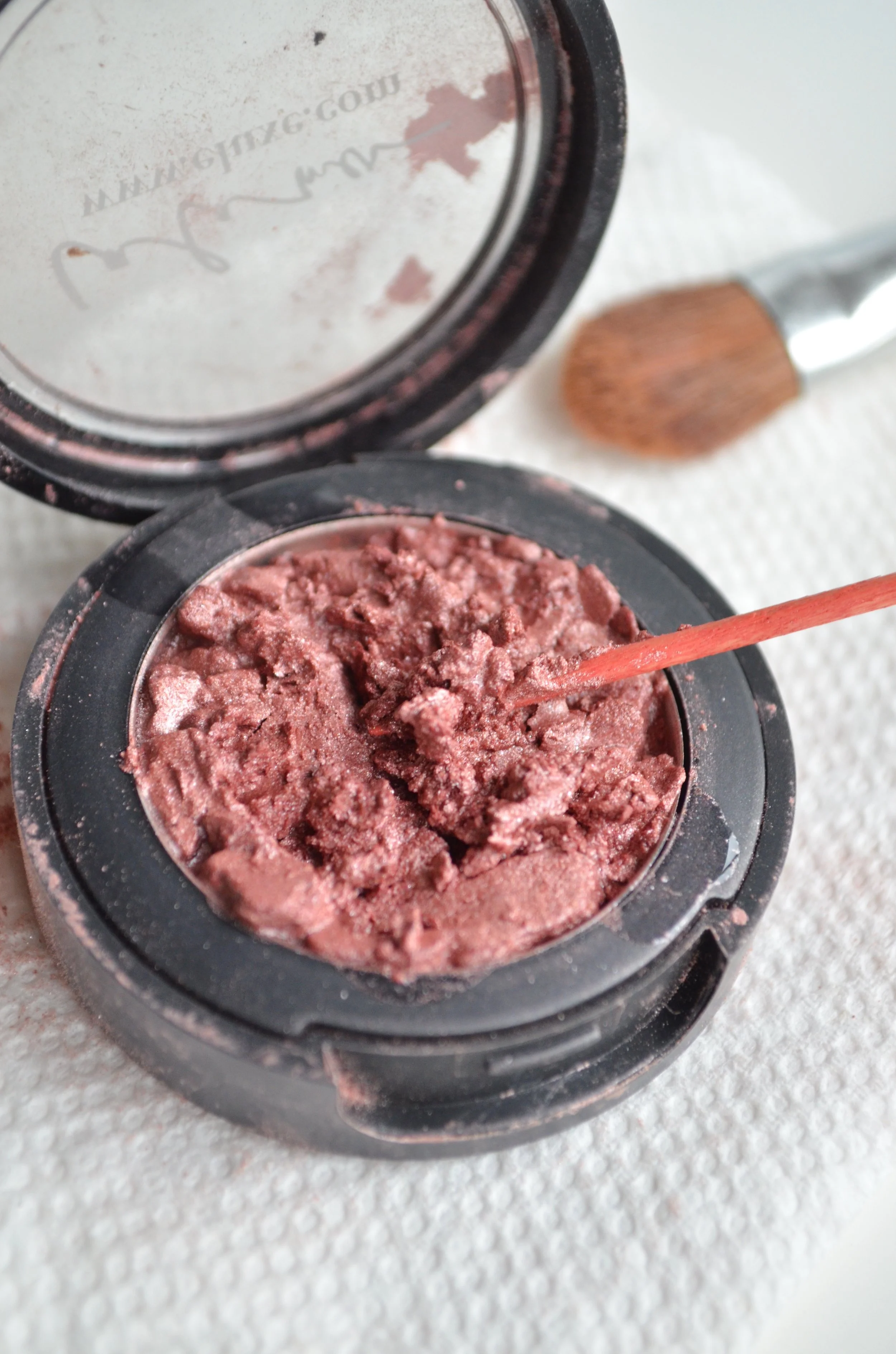 How to fix broken make-up! - From Scratch with Maria Provenzano