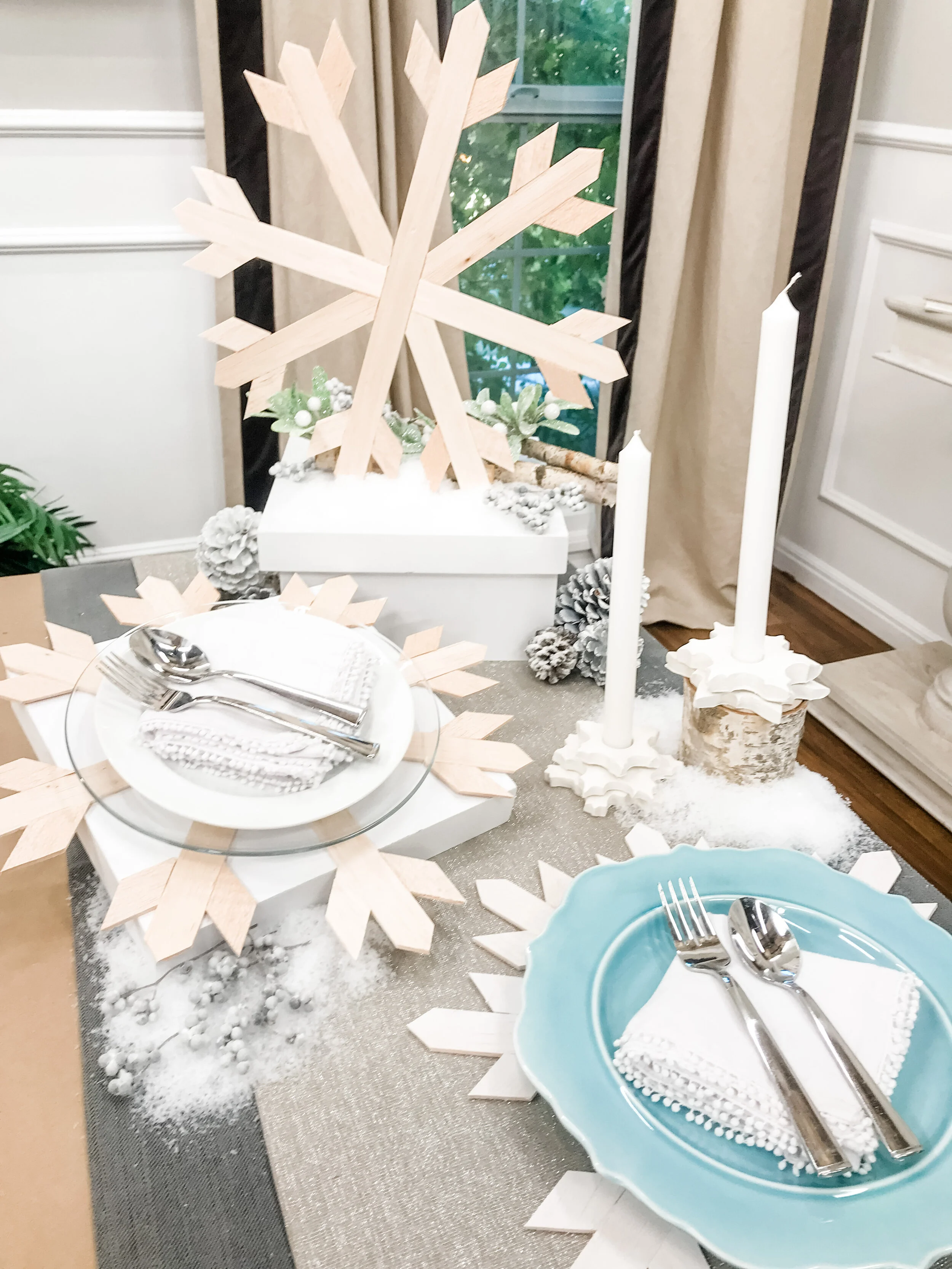 DIY Snowflake Table Setting From Scratch With Maria Provenzano