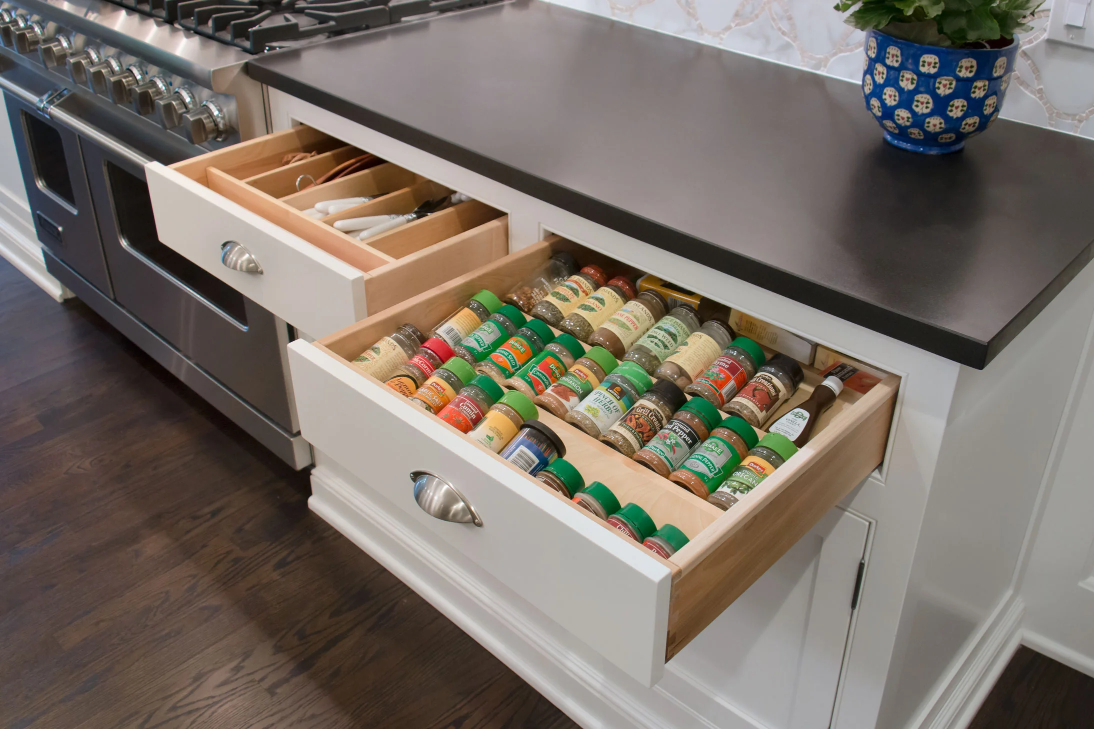 Beaded Inset Flat Panel — Hartville Cabinet