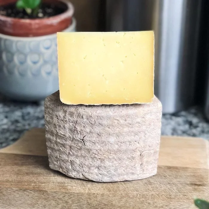 Farmstead Cheese — High Lawn Farm