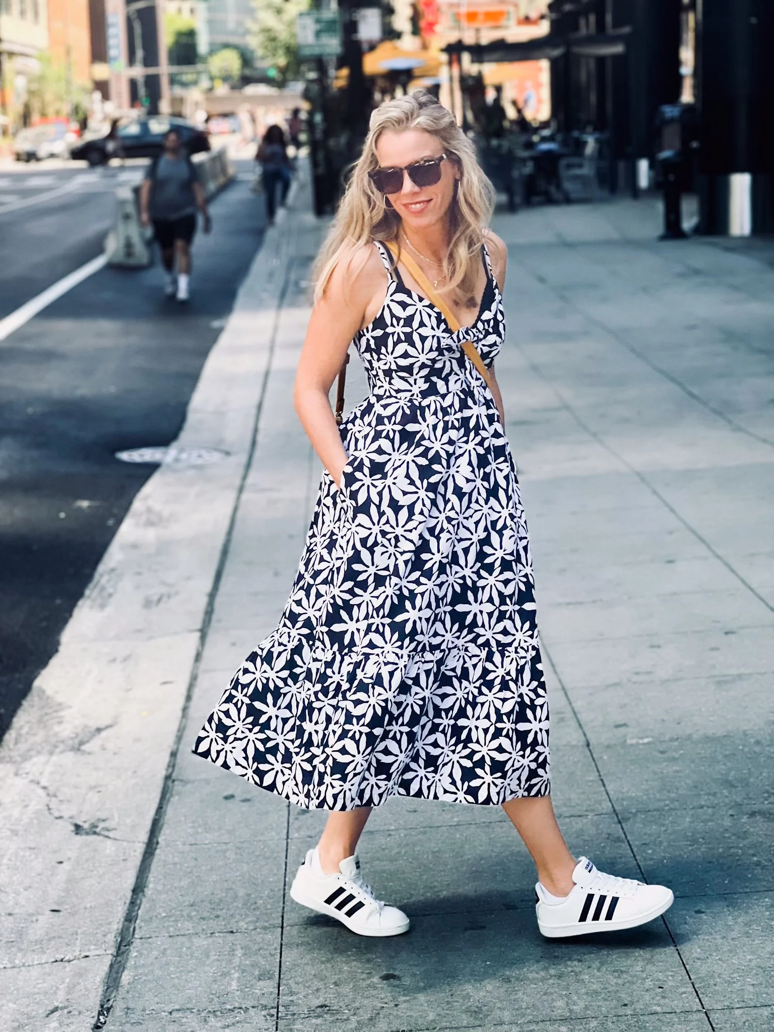 About Jennifer Carr — Jennifer Carr