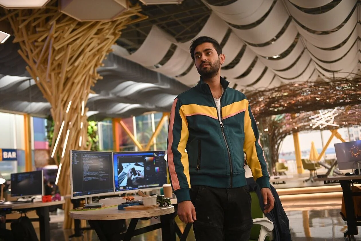 Zoey's Extraordinary Coworker - Kapil Talwalkar — Pop Nerd Lounge