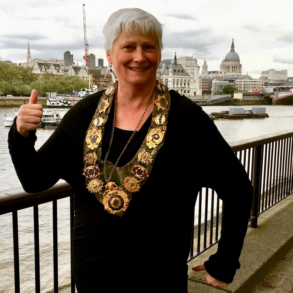 ASSEMBLAGE ART WITH DIANNE HOFFMAN — Bellissima Art Escapes