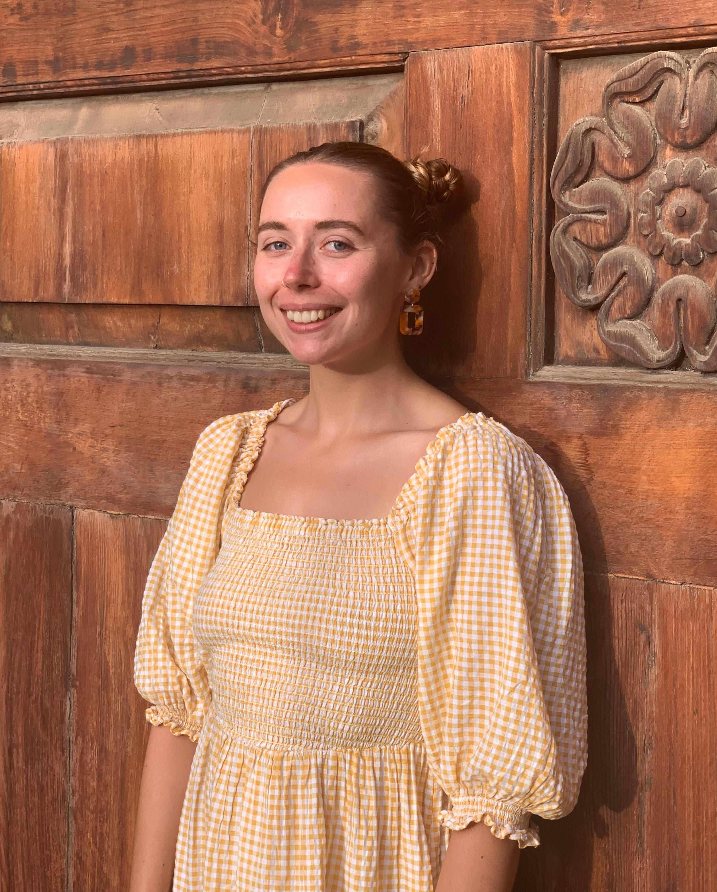 About & Contact — Rosie Edwards