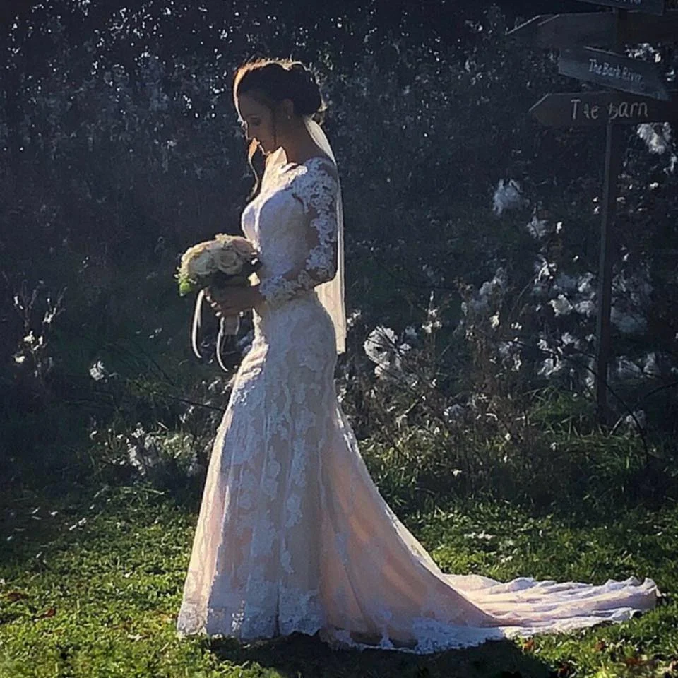 Moving N Grooving DJs