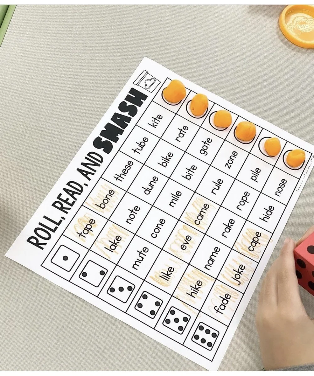 Practice Phonics and Fluency Skills with a Roll and Read Game ...