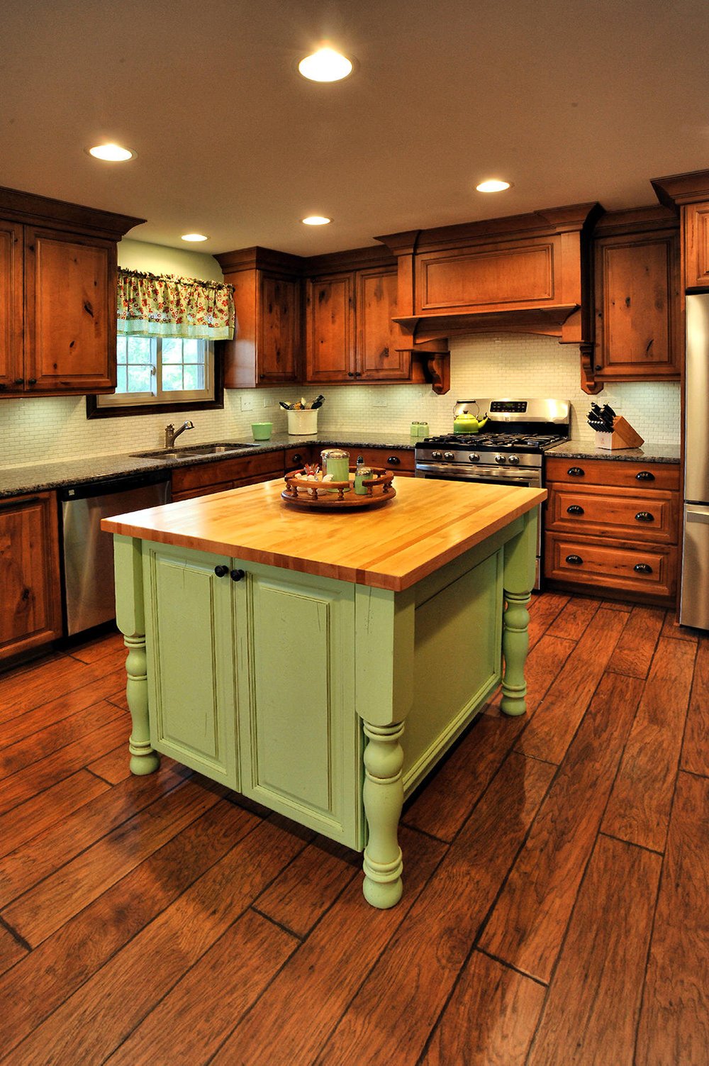 Wood Tops — Wood Street Cabinet