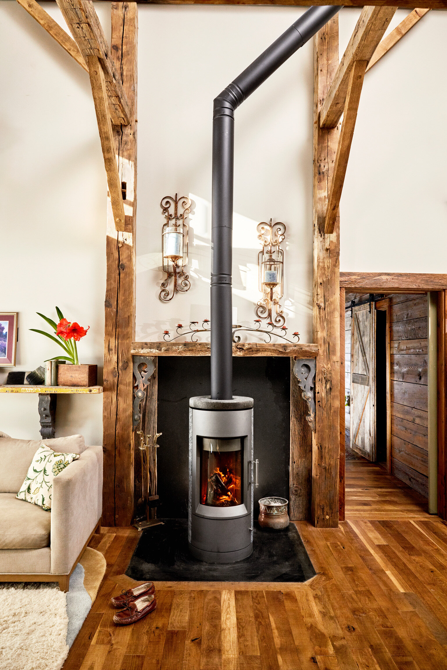 MOTTRAM ARCHITECTURE