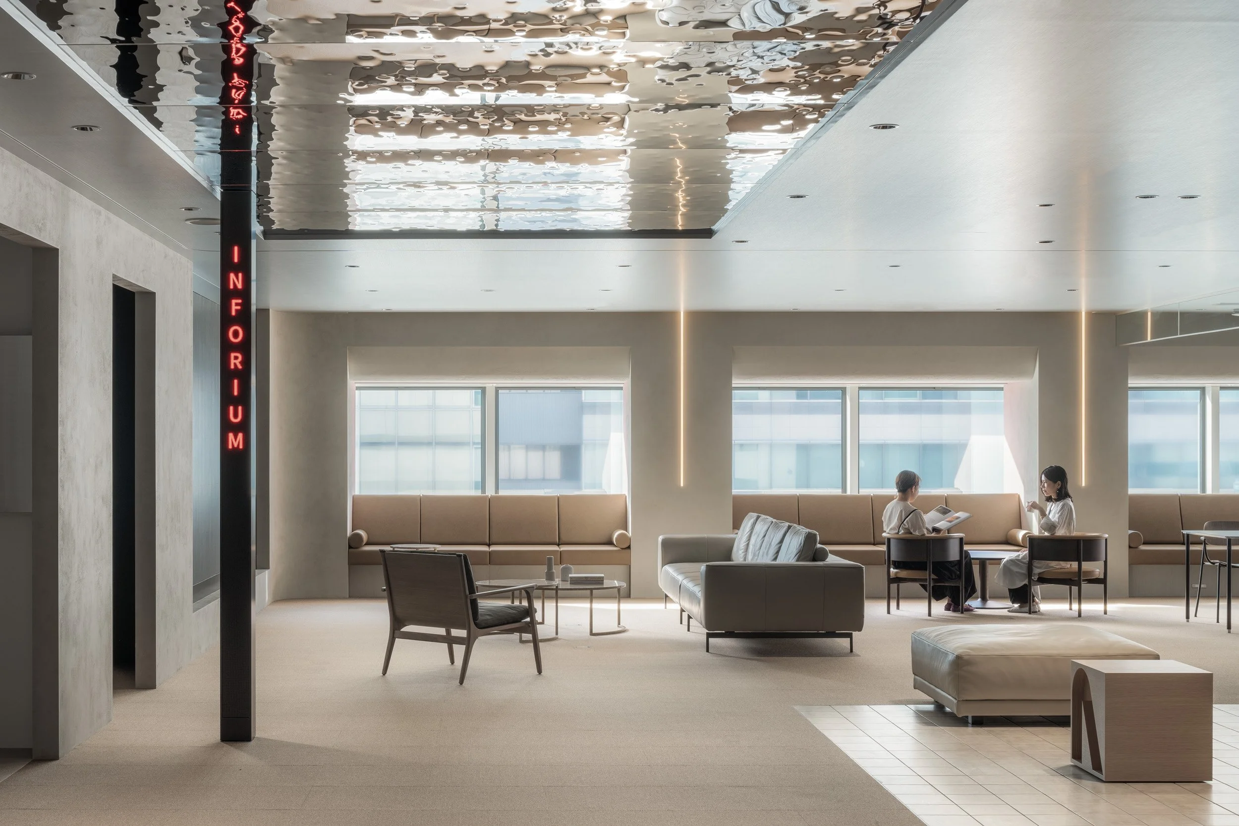 NTT DATA TOYOSU INNOVATION CENTER designed by KOKUYO Co.,Ltd. — Sky ...