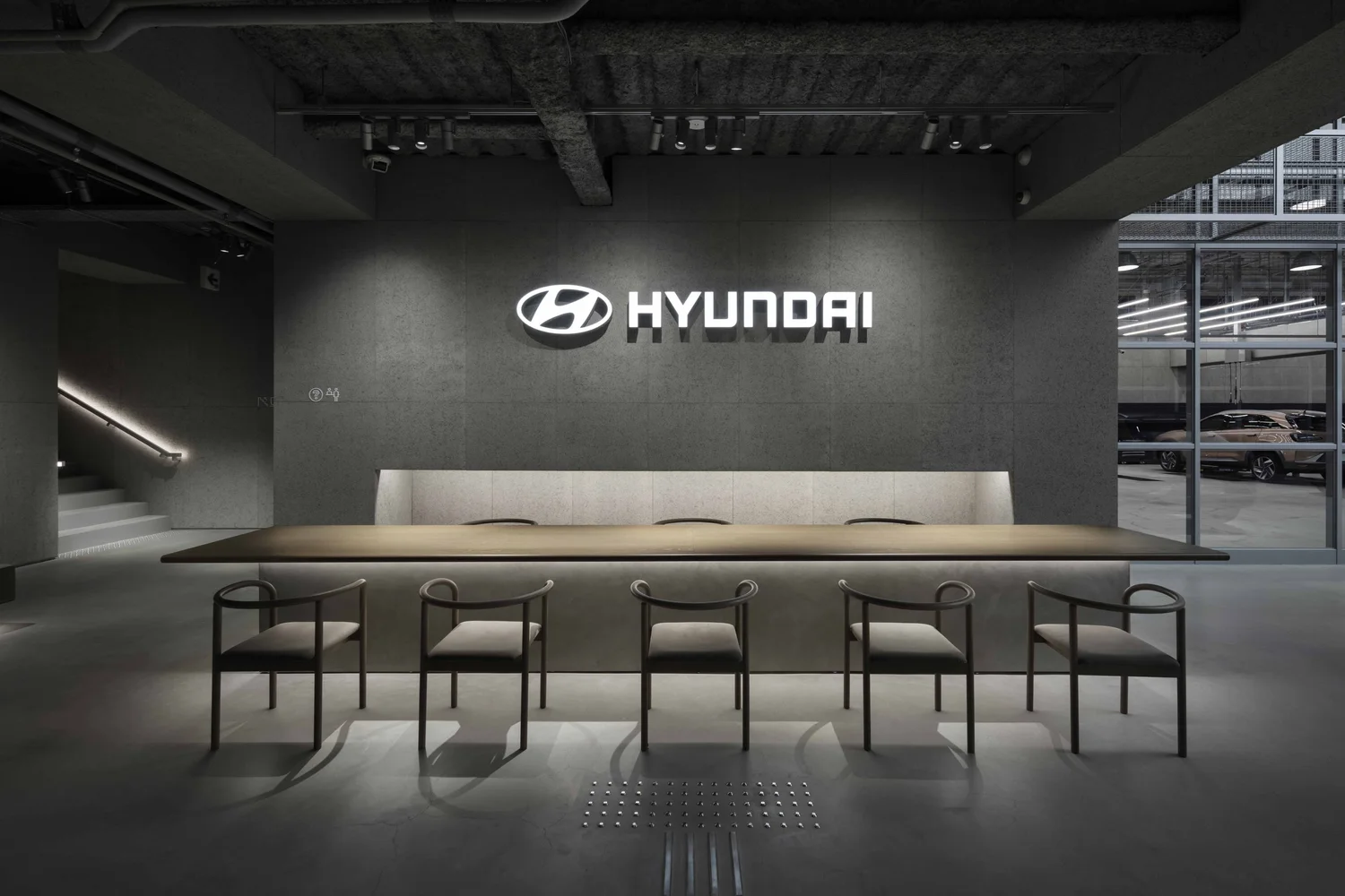 Hyundai Customer Experience Center YOKOHAMA designed by TONERICO — Sky ...