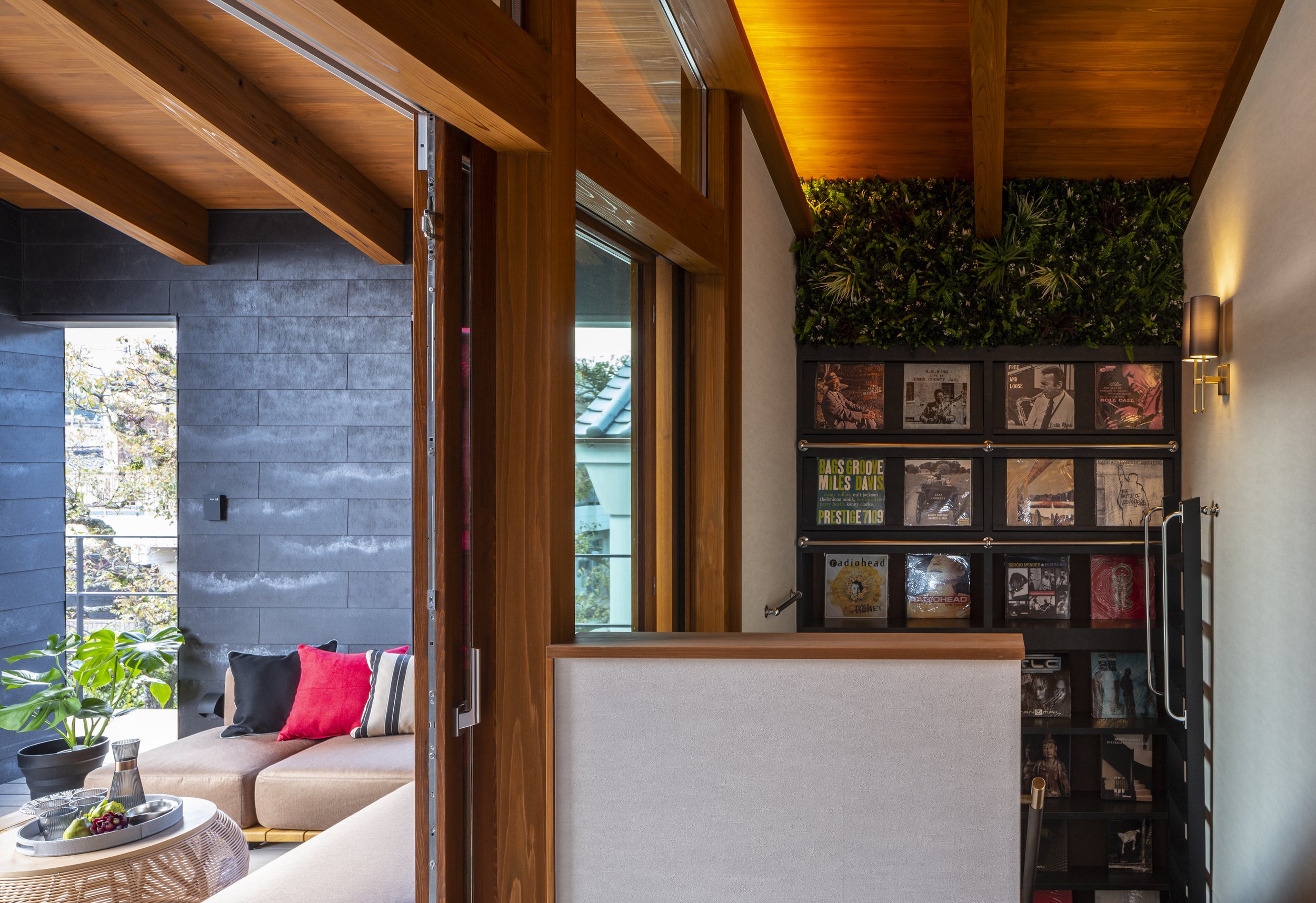 House with JAPANESE KURA designed by RON DESIGN Articious Co.,Ltd ...