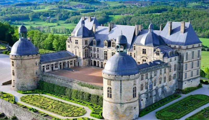 Dordogne France: the best caves, castles and villages to visit ...