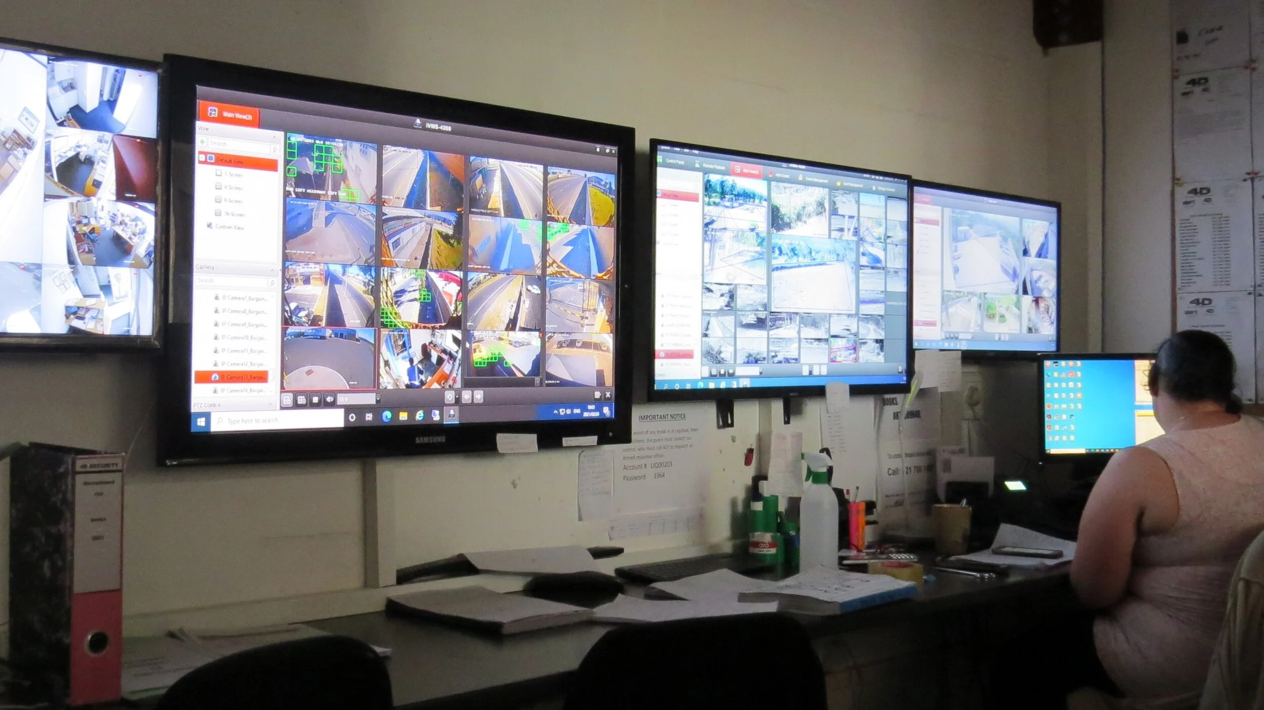 Security Guards Security Officers Office parks Housing estates Street ...