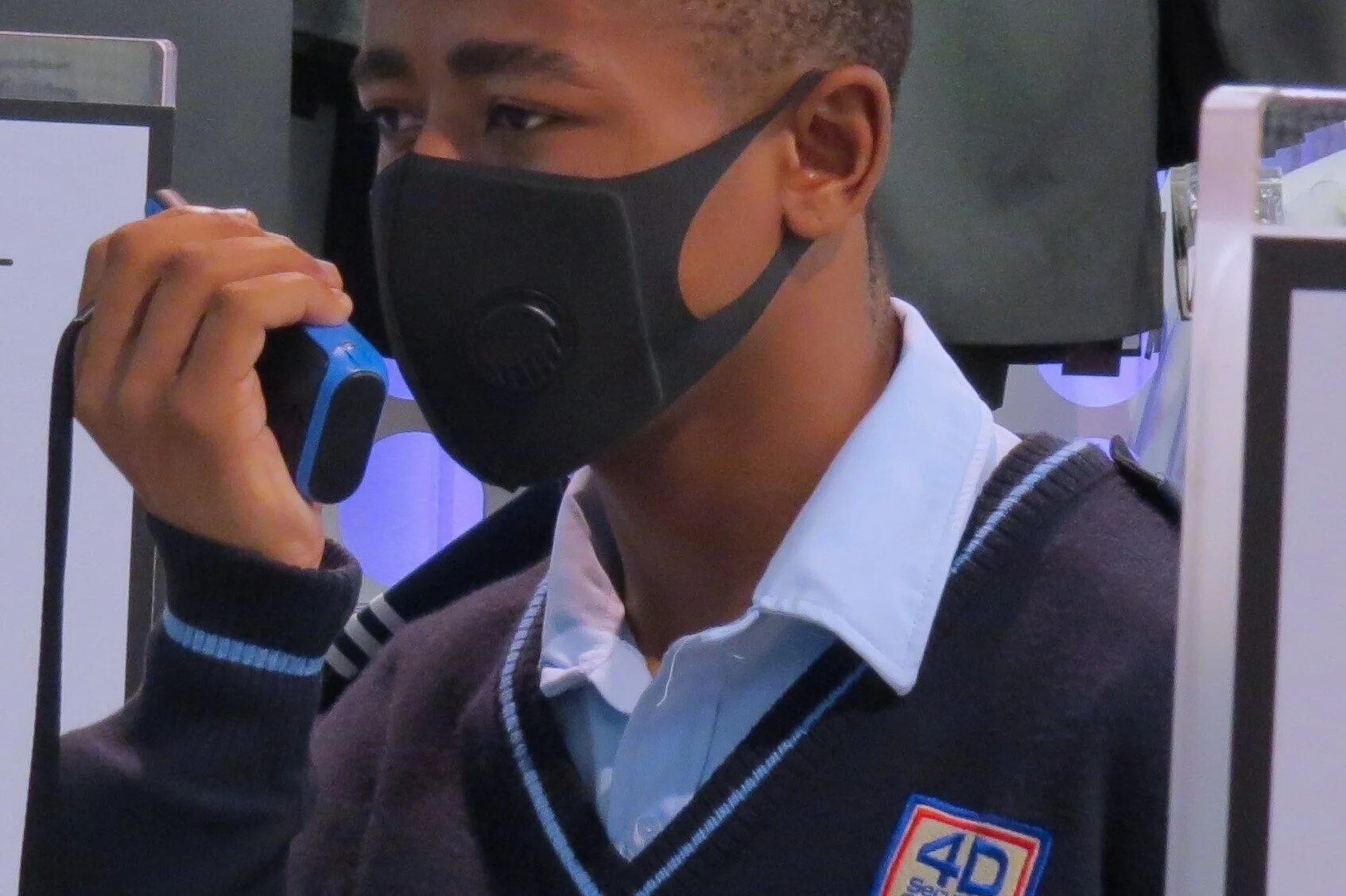 Security Guards Security Officers Complex security shopping centre ...