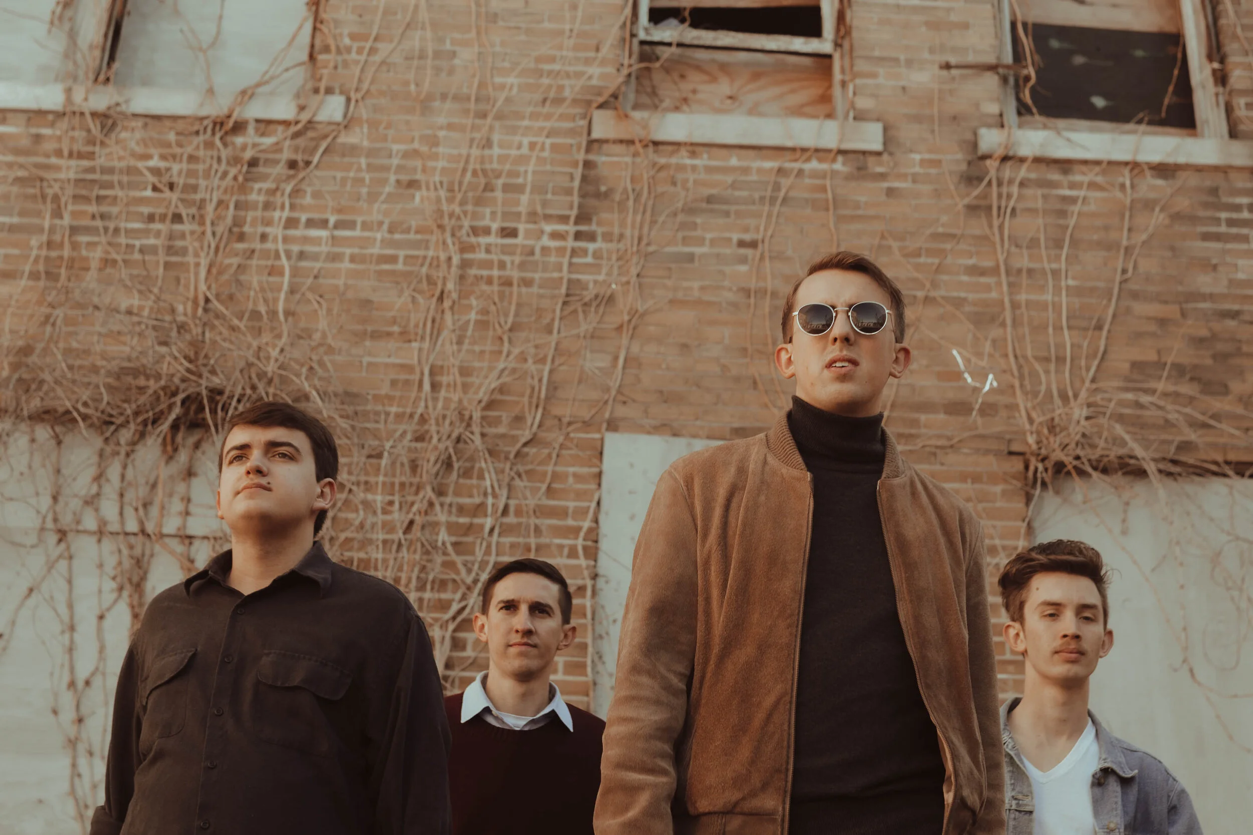 music video for Joplin Missouri indie rock band fox Royale: single don ...