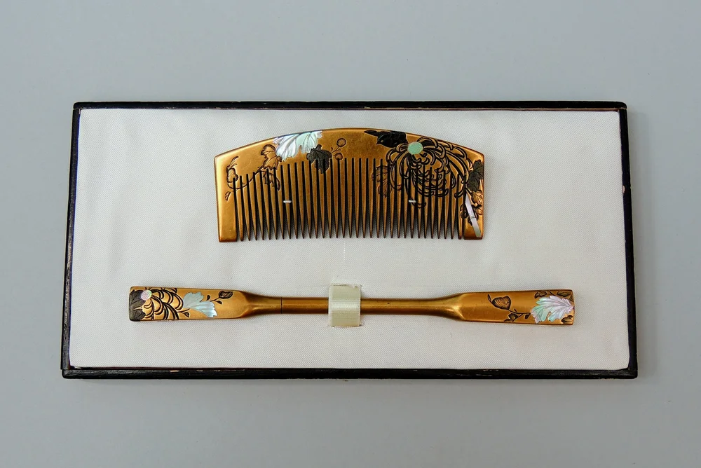 Maki-e — The Japanese Gallery