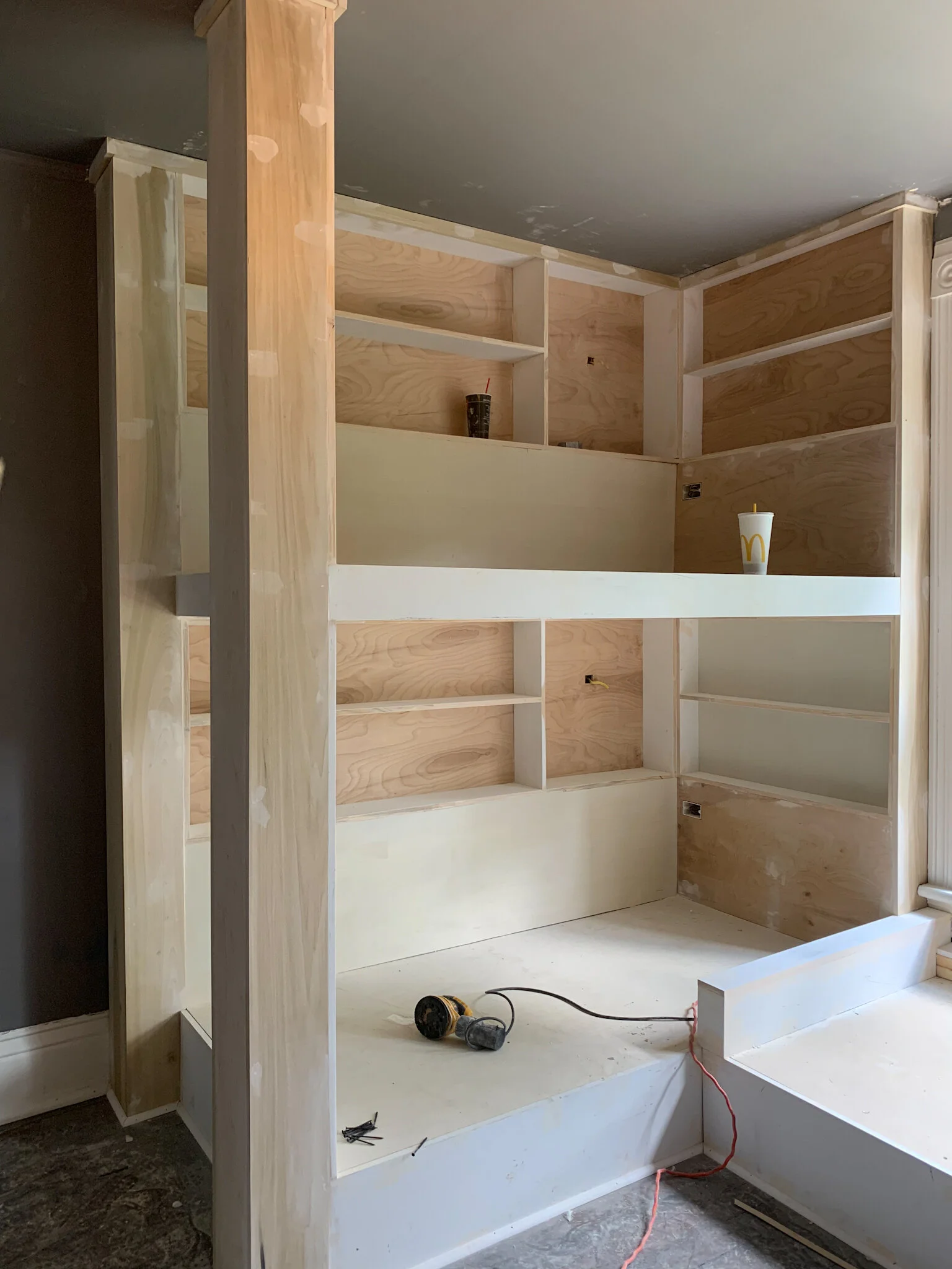 5 bunk beds for 5 boys — 25:40 Love Interiors