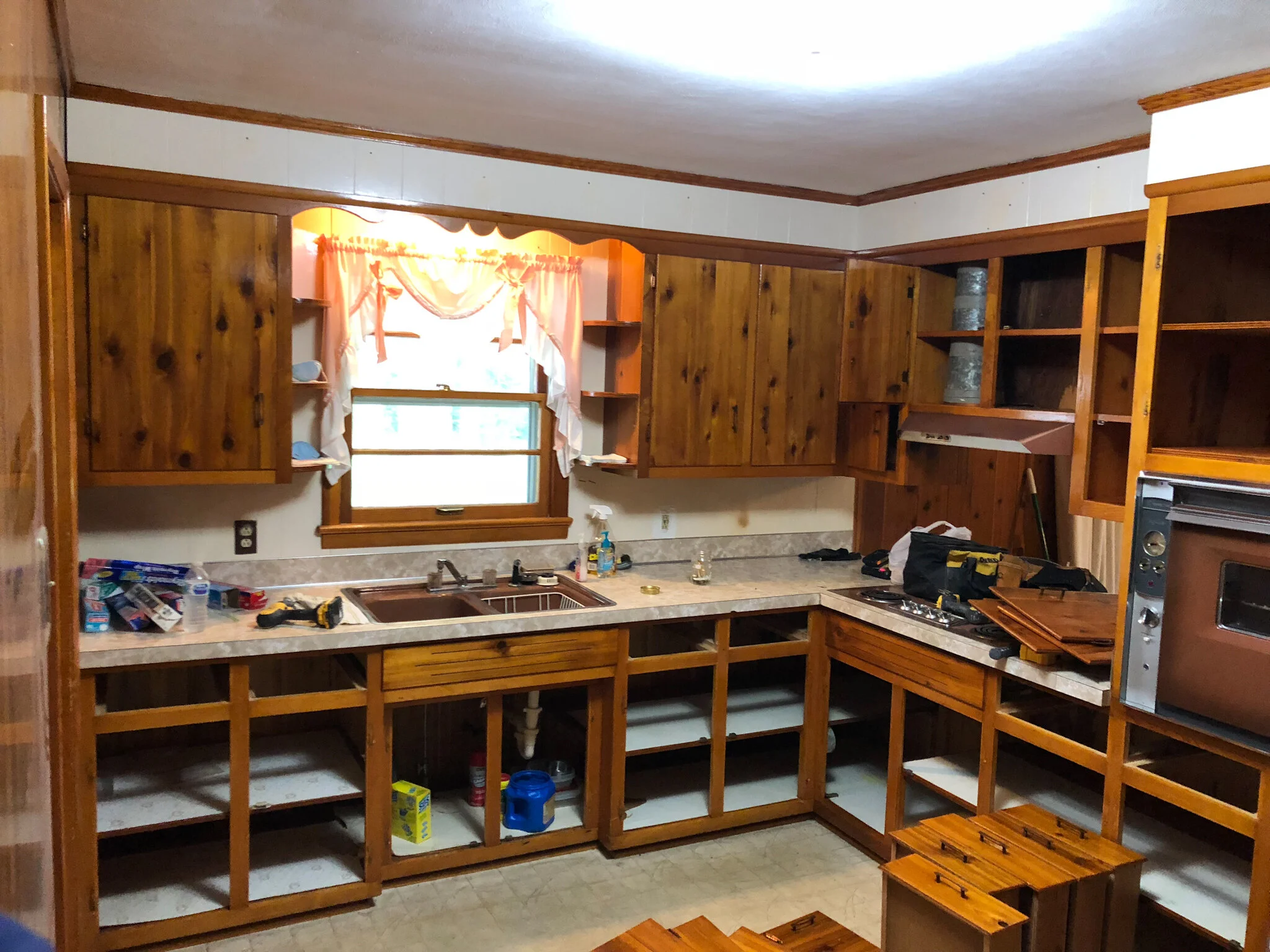 The Modern Memaw Project — 25:40 Love Interiors