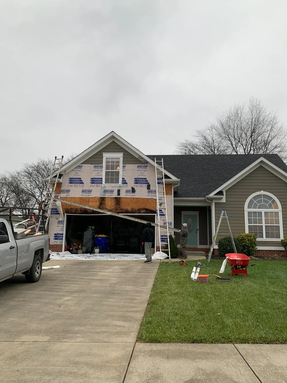 builder grade to cutest house in the neighborhood — 25:40 Love Interiors