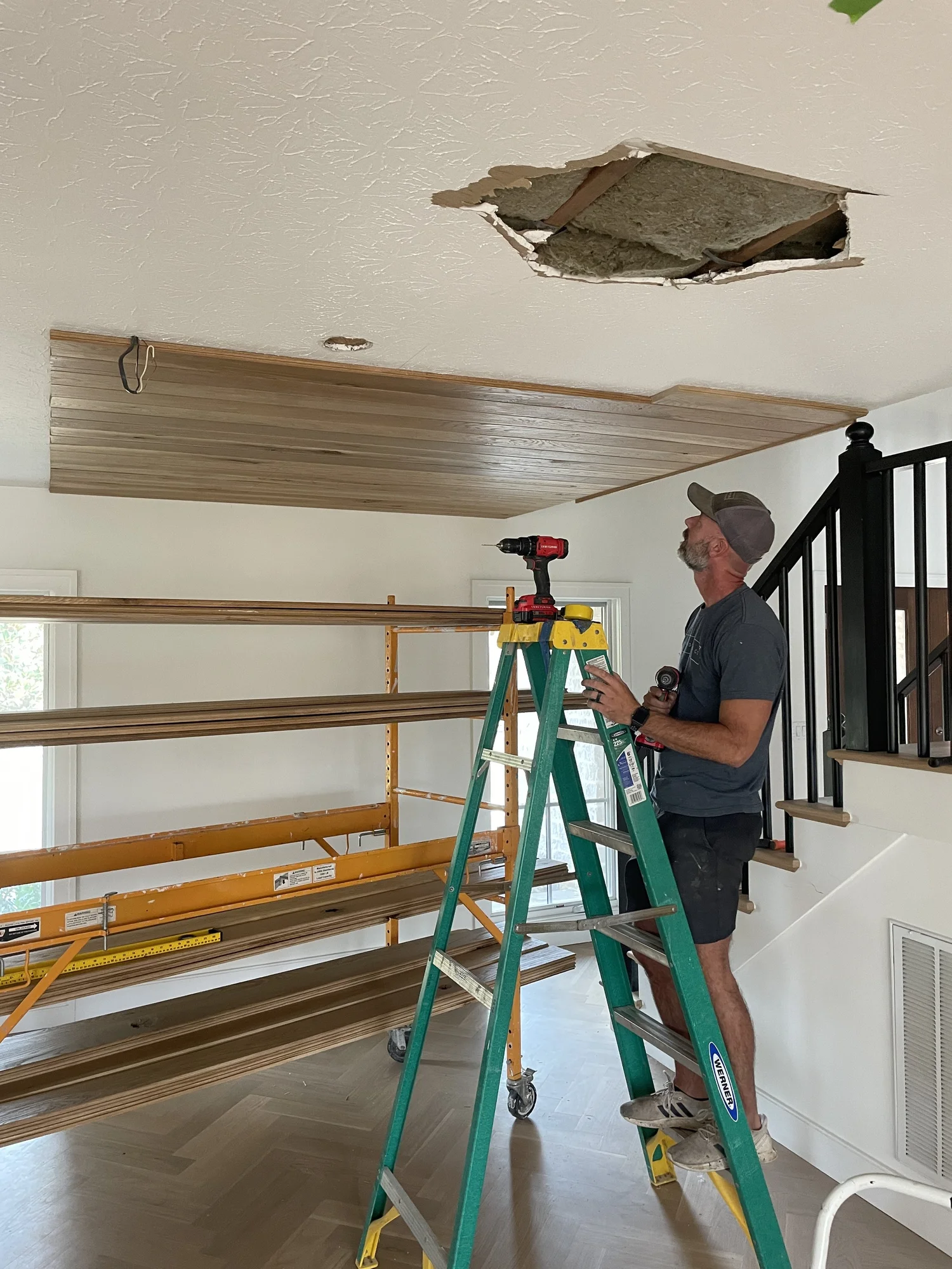 a stunning white oak ceiling — 25:40 Love Interiors