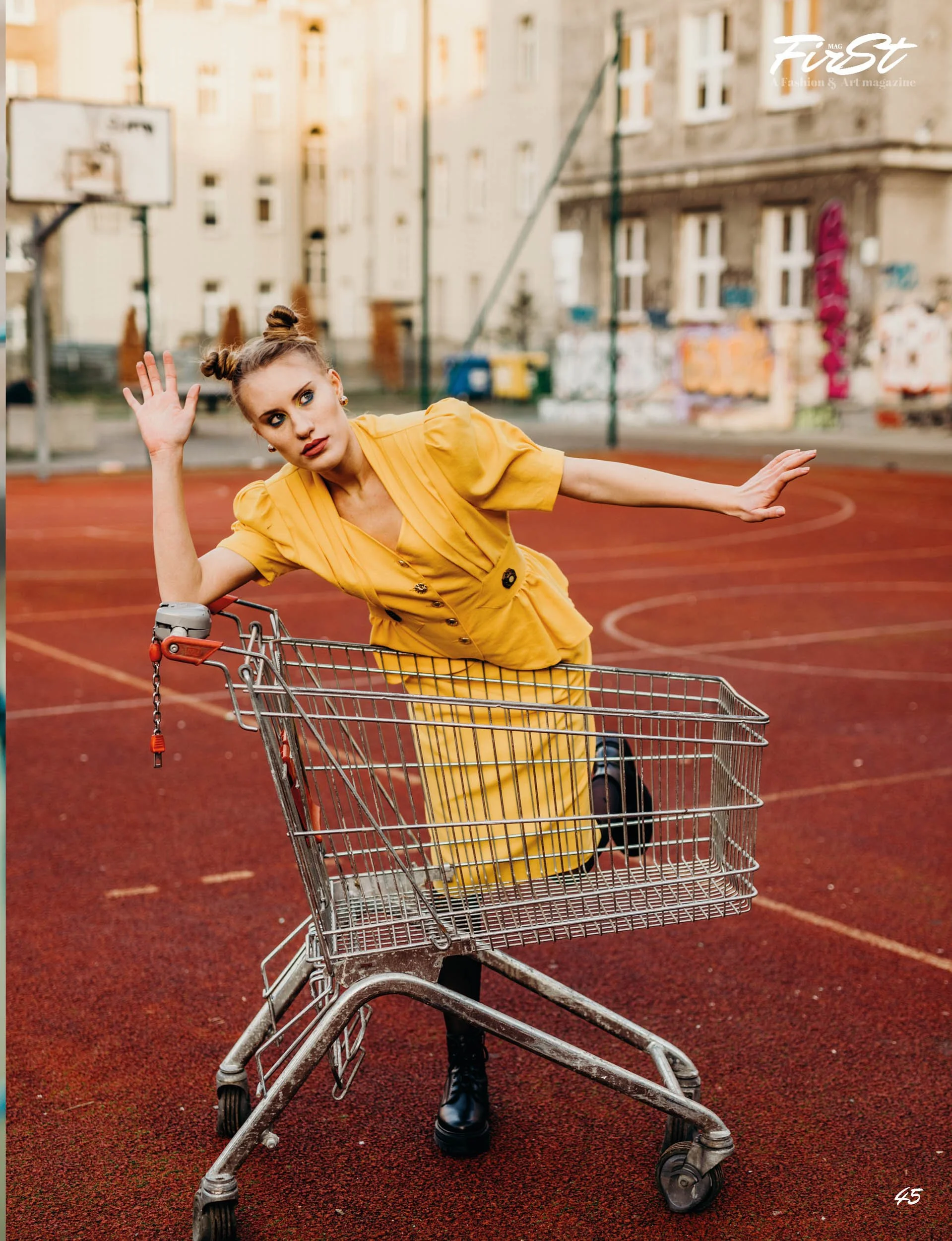 Marta • The First Mag / Lady in yellow — Joanna Kaźmierczak Fotografia