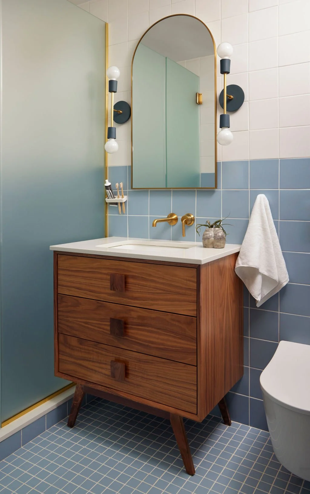 Scarsdale Midcentury Modern — Petra Design